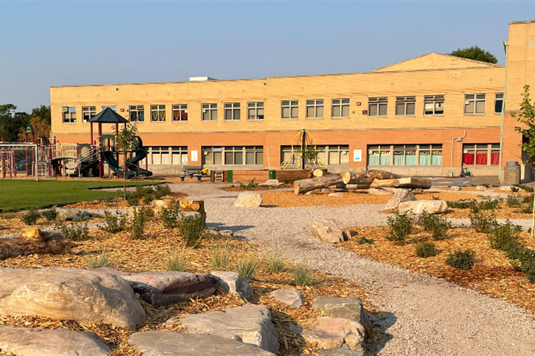 Want to be a volunteer at Paxson? – Paxson Elementary PTA